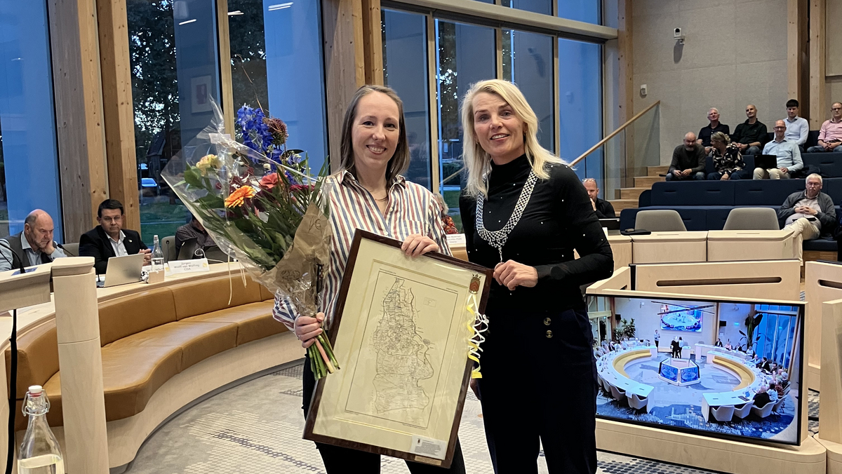 Afscheid van raadslid Lianne van den Brand - Oozo.nl